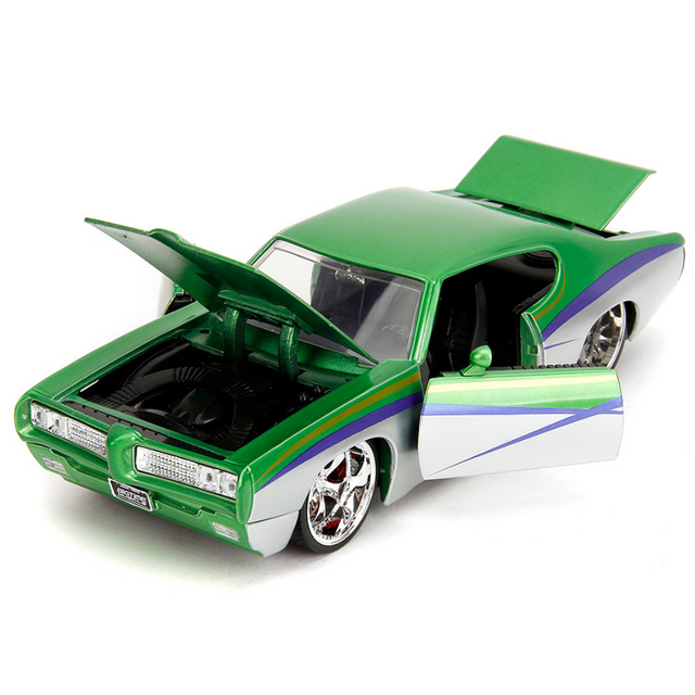 1969 Pontiac GTO Judge 1/24 Diecast | ClassicAutoStoreOnline